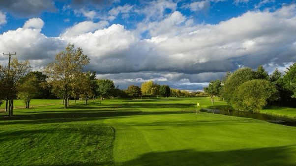 Welcome to Stapleford Abbots! - Stapleford Abbotts Golf Club